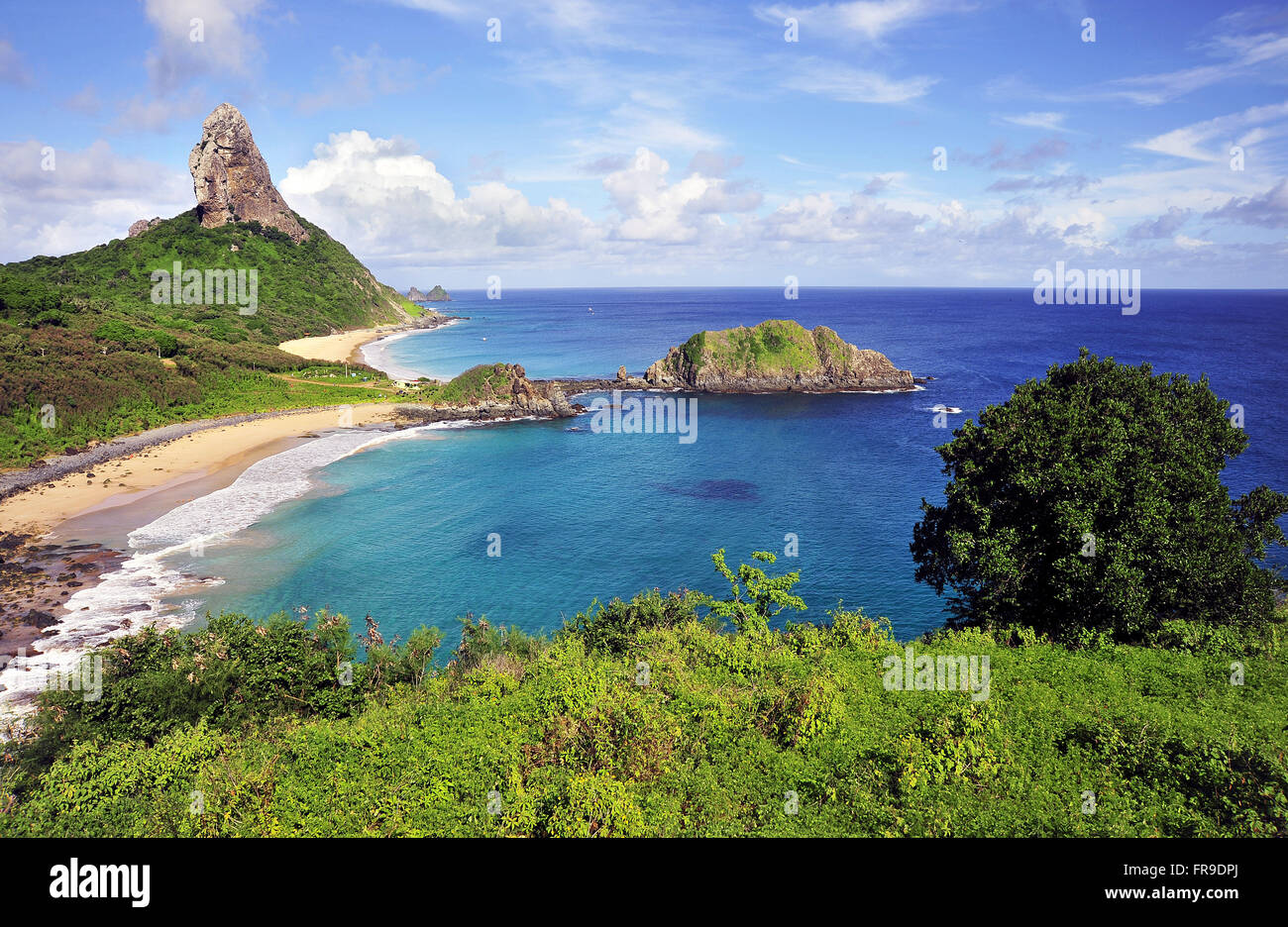 Praia do Meio Incidental Morro do Pico - archipelago of Fernando de ...