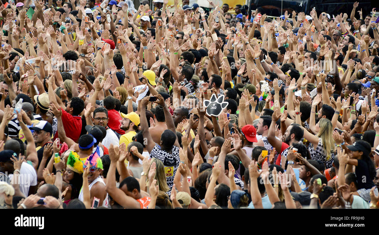 Revelers crowd at Farol da Barra during Carnival Stock Photo - Alamy