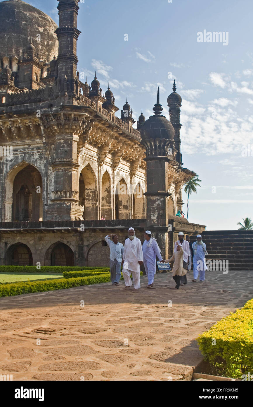 Taj sultana hi-res stock photography and images - Alamy