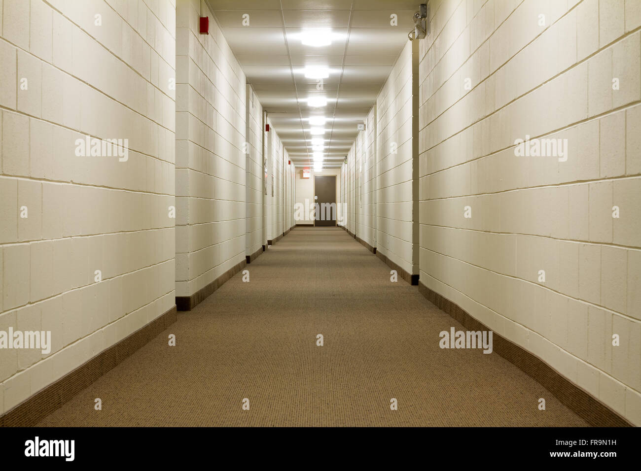 Straight corridor hi-res stock photography and images - Alamy