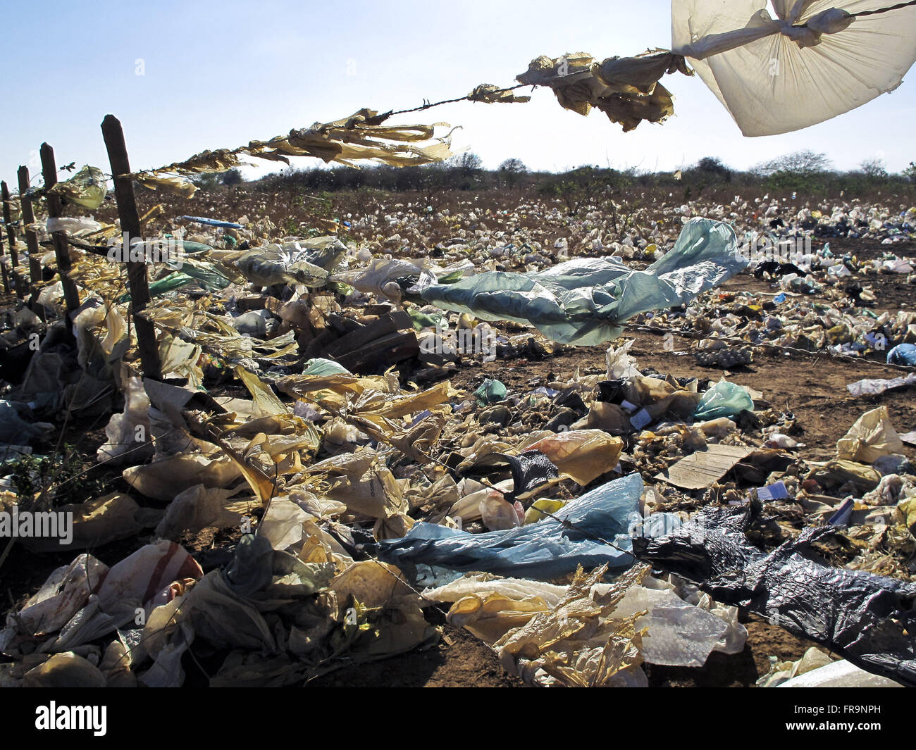 Garbage dump brazil hi-res stock photography and images - Alamy