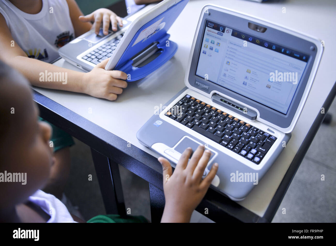 Brazil school classroom computer hi-res stock photography and images ...