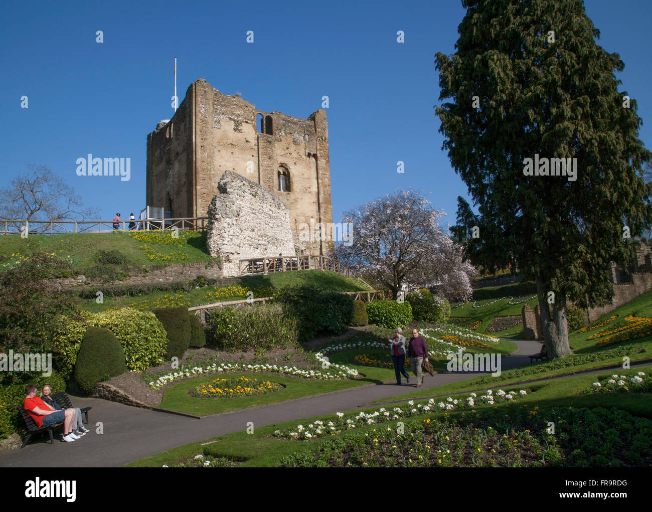 Guildford castle, england hi-res stock photography and images - Alamy