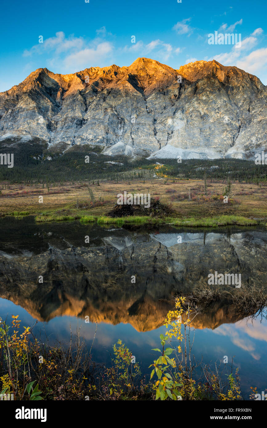 Wiseman alaska hi-res stock photography and images - Alamy