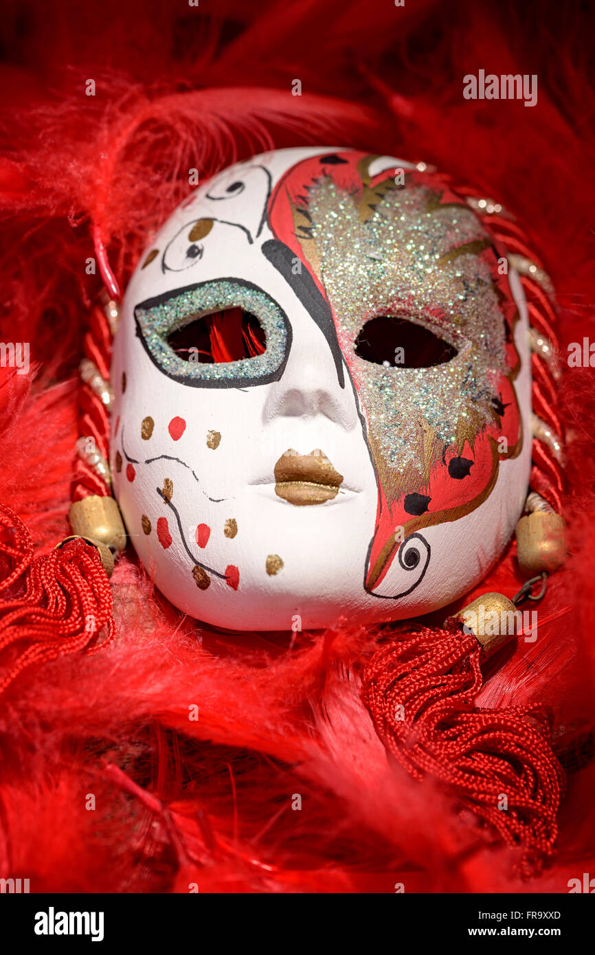 Porcelain mask hi-res stock photography and images - Alamy
