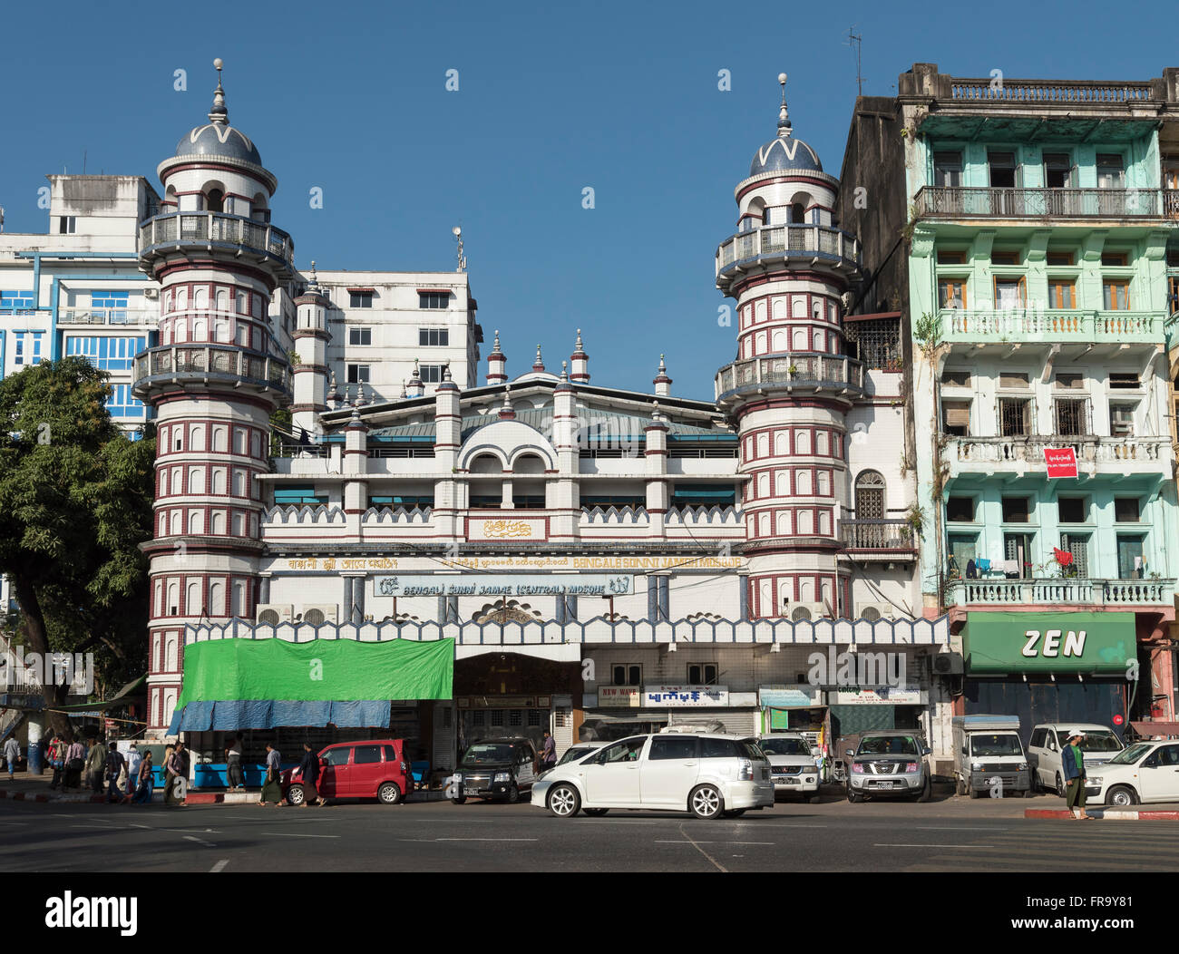 Bengali Sunni Jamae Mosque in Yangon (Rangoon), Burma (Myanmar Stock ...