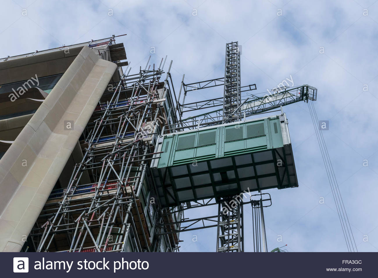 Temporary Lift High Resolution Stock Photography and Images - Alamy