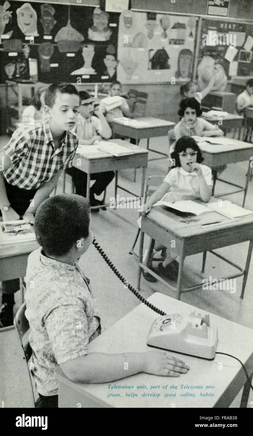 Bell telephone magazine (1922 Stock Photo - Alamy