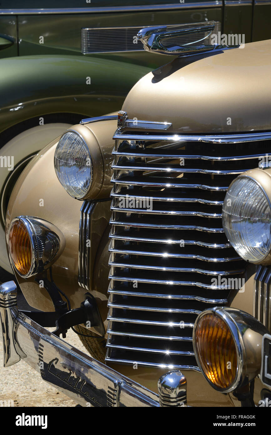 Vintage cadillac cars hi-res stock photography and images - Alamy