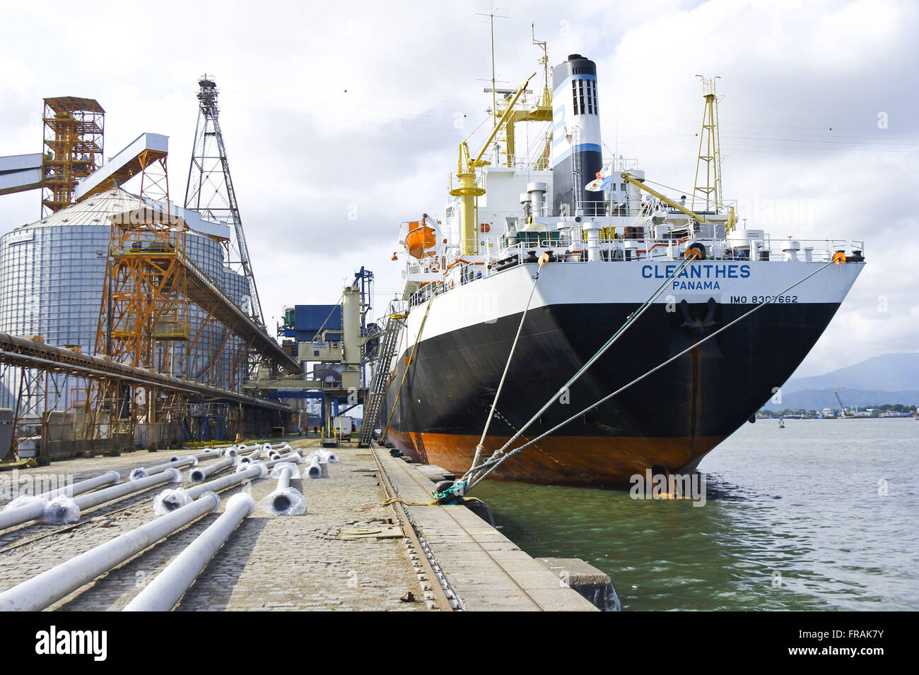 Grain terminal hi-res stock photography and images - Alamy