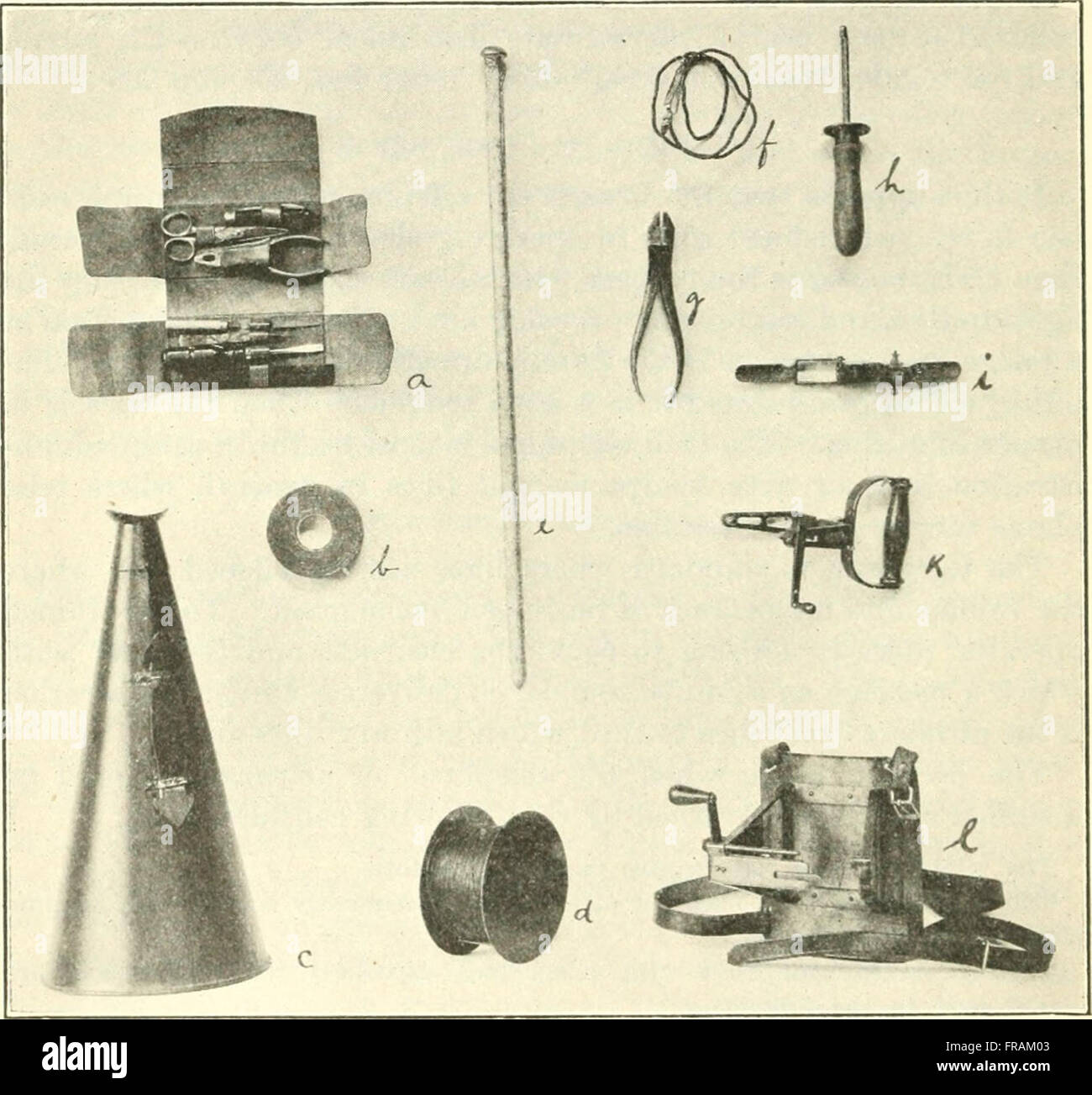 Signal corps radio apparatus hi-res stock photography and images - Alamy