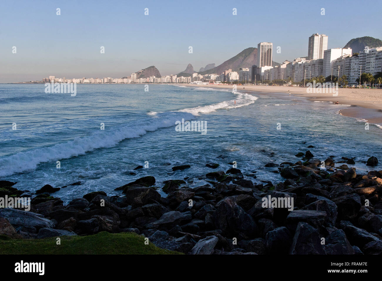 Copacabana beach beach ocean hi-res stock photography and images - Alamy