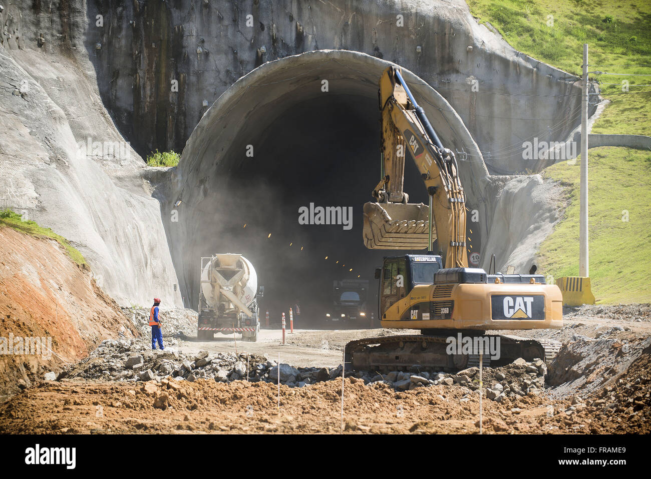 Brazil port construction hi-res stock photography and images - Alamy