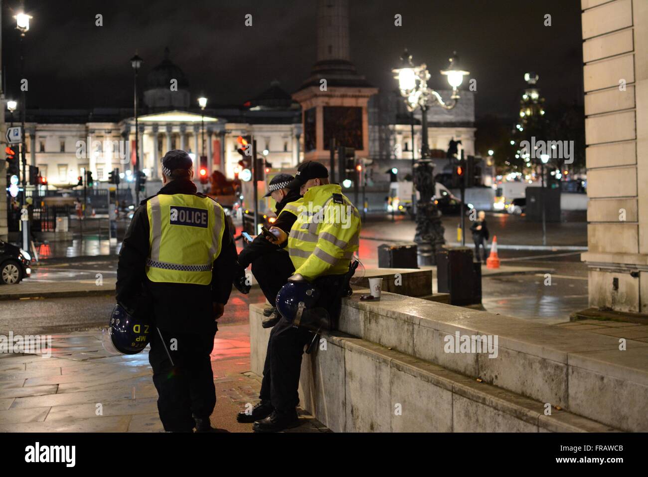 Police scotland riot officers hi-res stock photography and images - Alamy