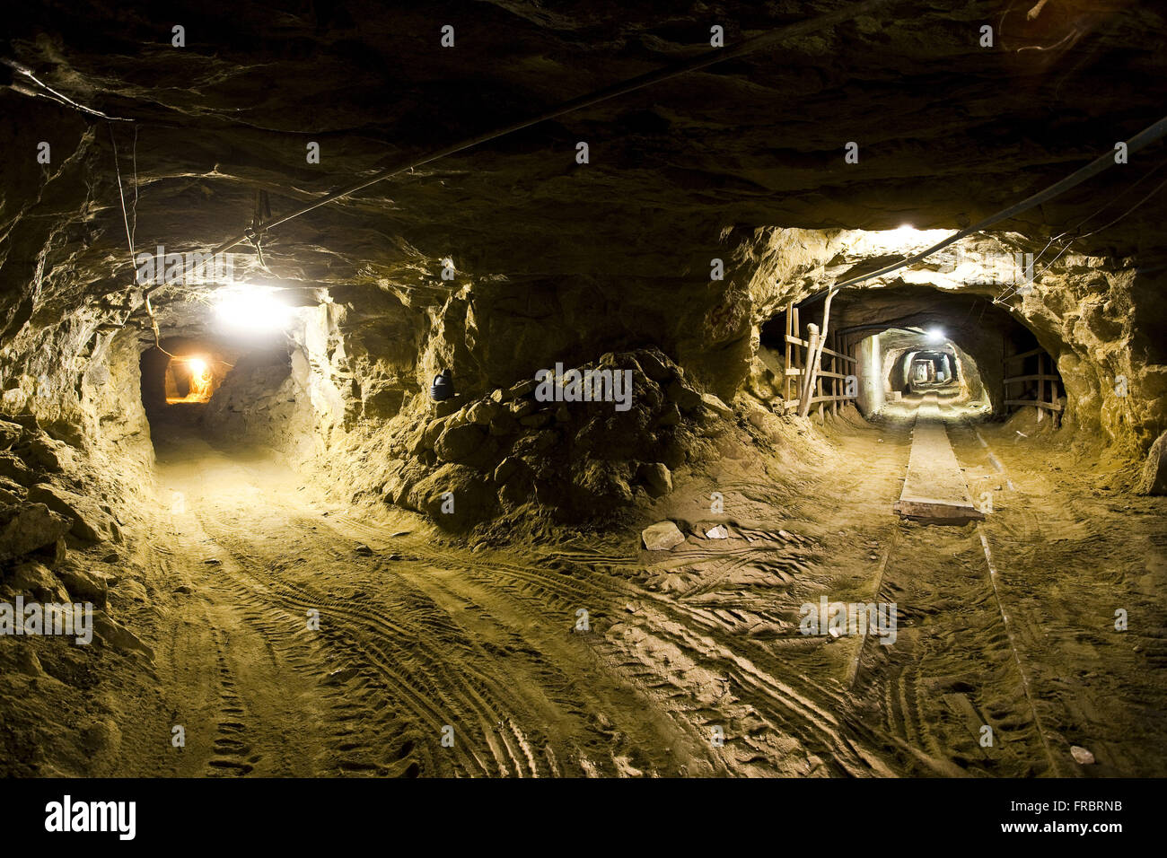 Tunnel excavation for the extraction of scheelite - the region served ...