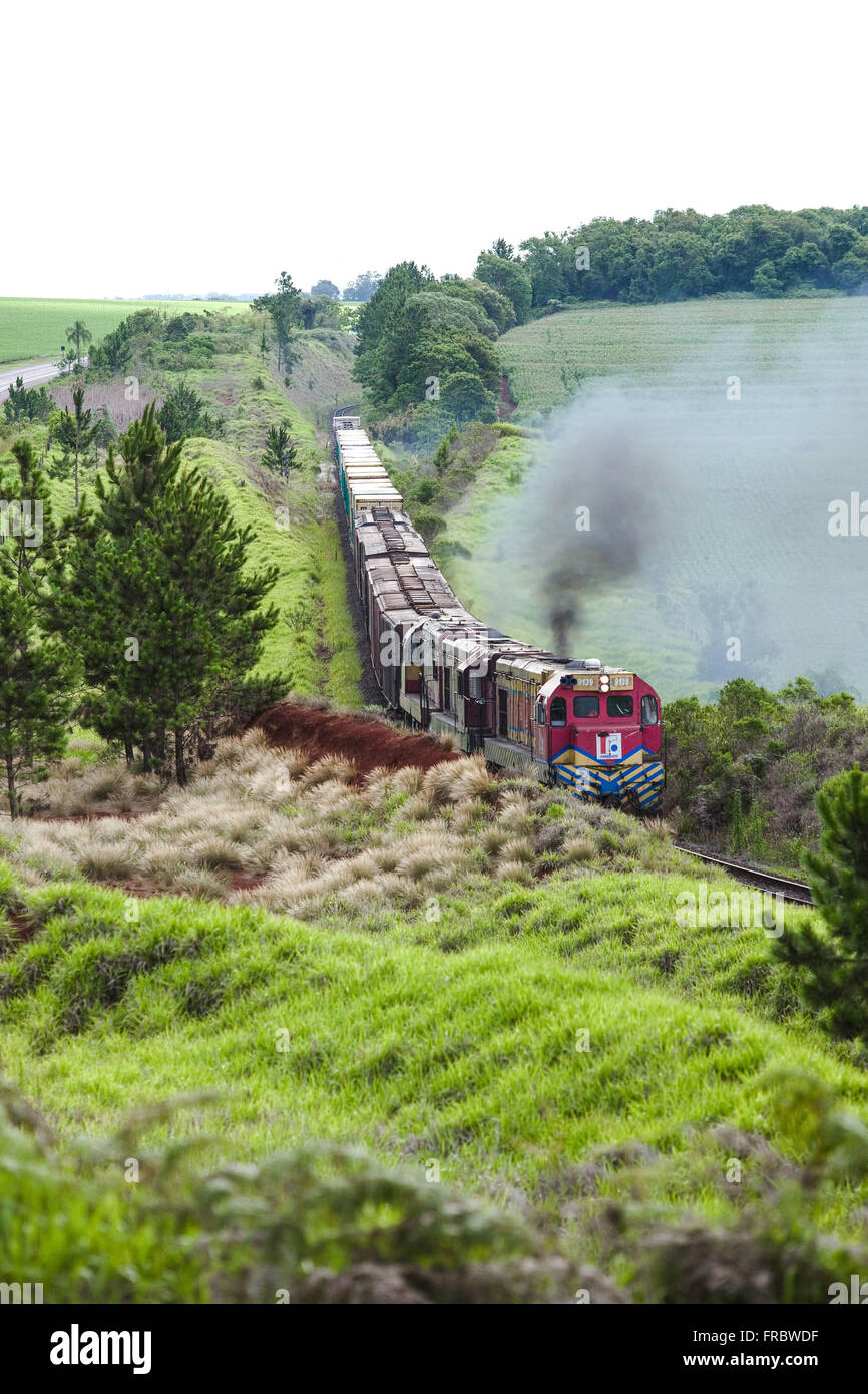 Freight train railway hi-res stock photography and images - Alamy