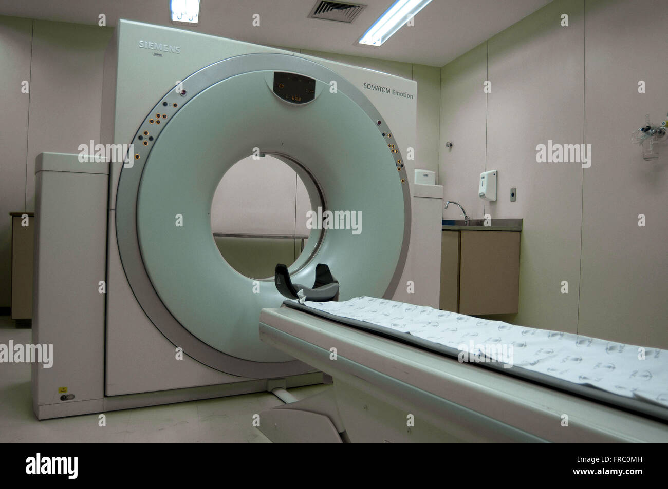 Equipment tomography INCA - National Cancer Institute of the city of ...