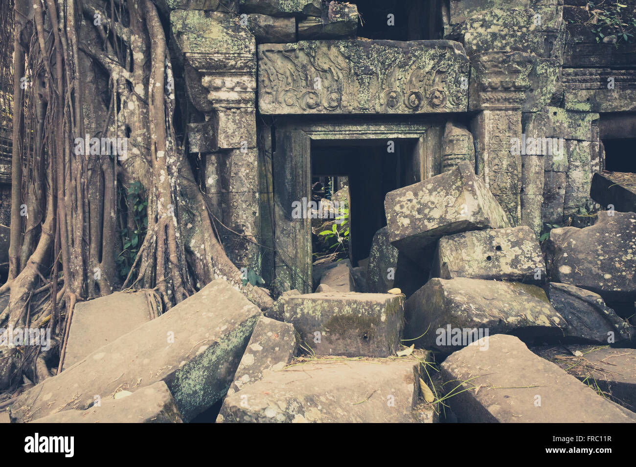 Cambodian temples of angkor wat hi-res stock photography and images - Alamy