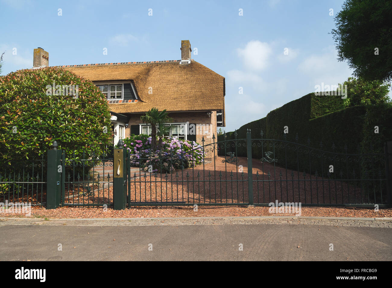 Before the gate house hi-res stock photography and images - Alamy