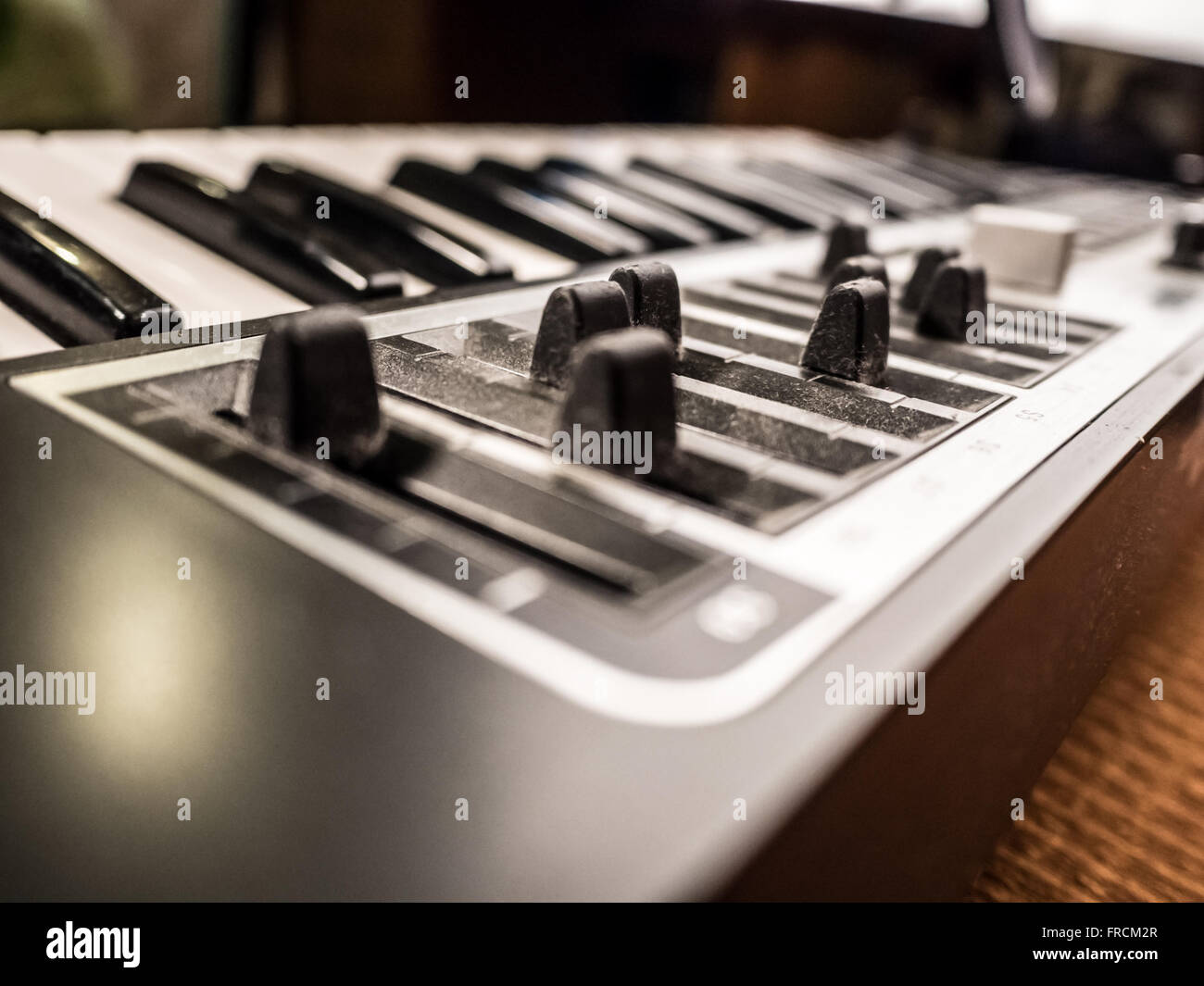 digital musical piano synthesizer Stock Photo - Alamy