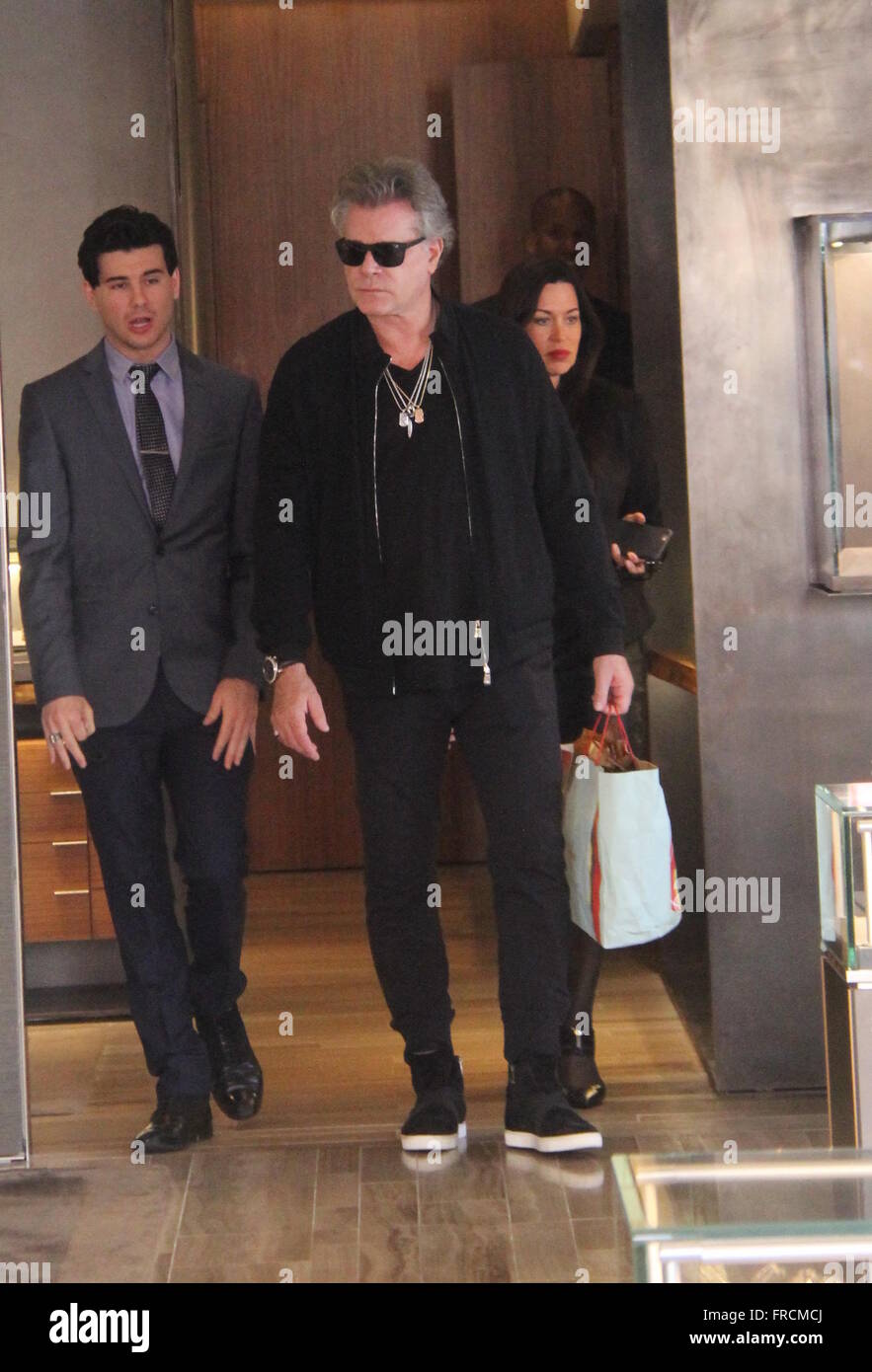 Ray Liotta goes shopping at David Yurman in Beverly Hills Featuring ...