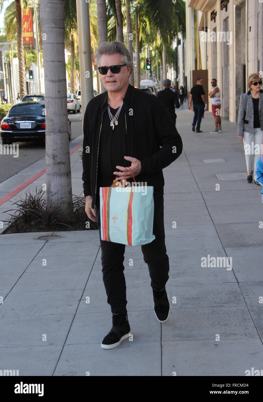 Ray Liotta goes shopping at David Yurman in Beverly Hills Featuring ...