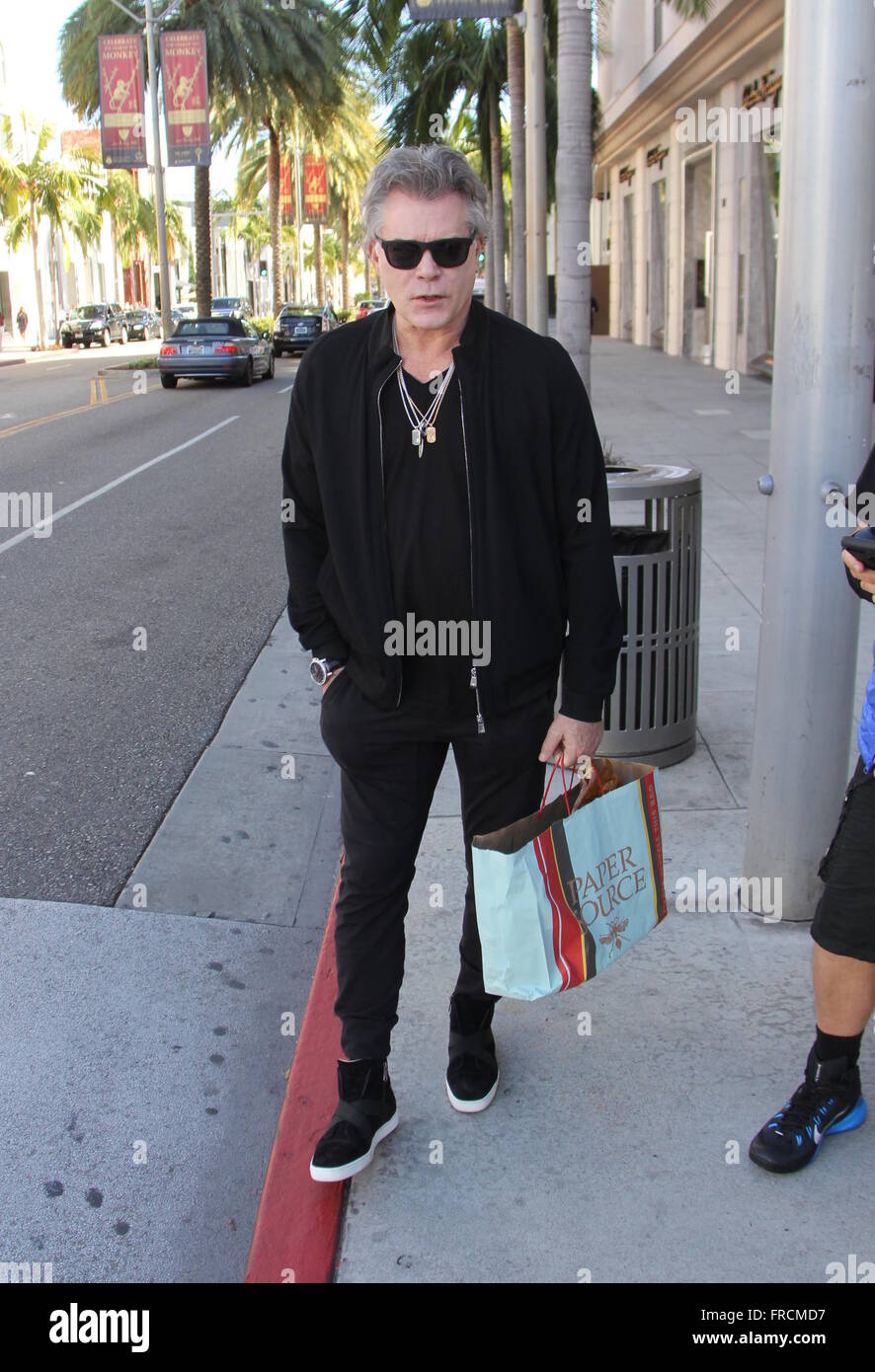 Ray Liotta goes shopping at David Yurman in Beverly Hills Featuring ...