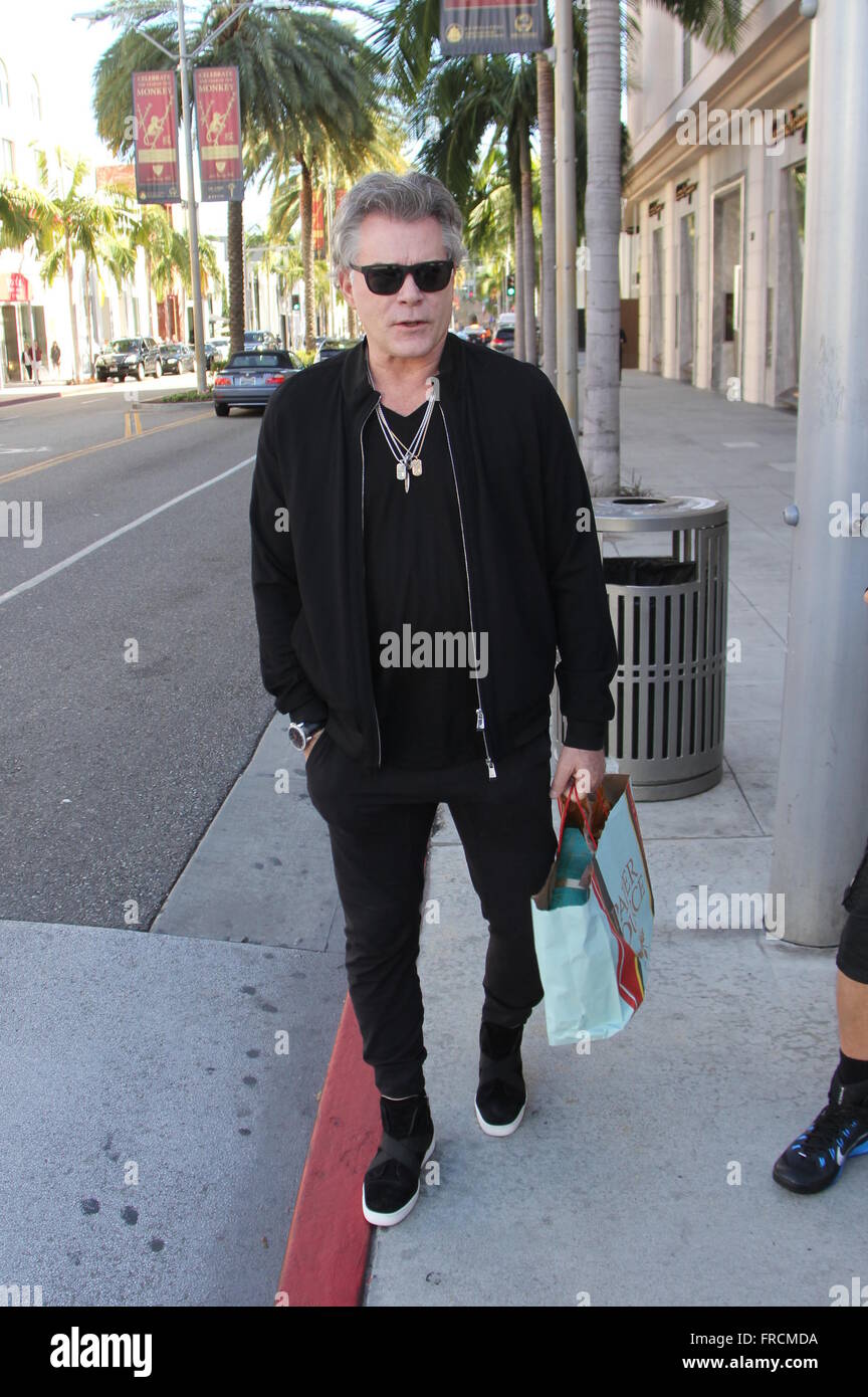 Ray Liotta goes shopping at David Yurman in Beverly Hills Featuring ...