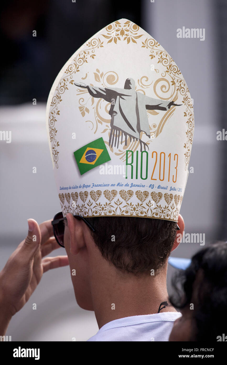 Mitre pope hat hi-res stock photography and images - Alamy