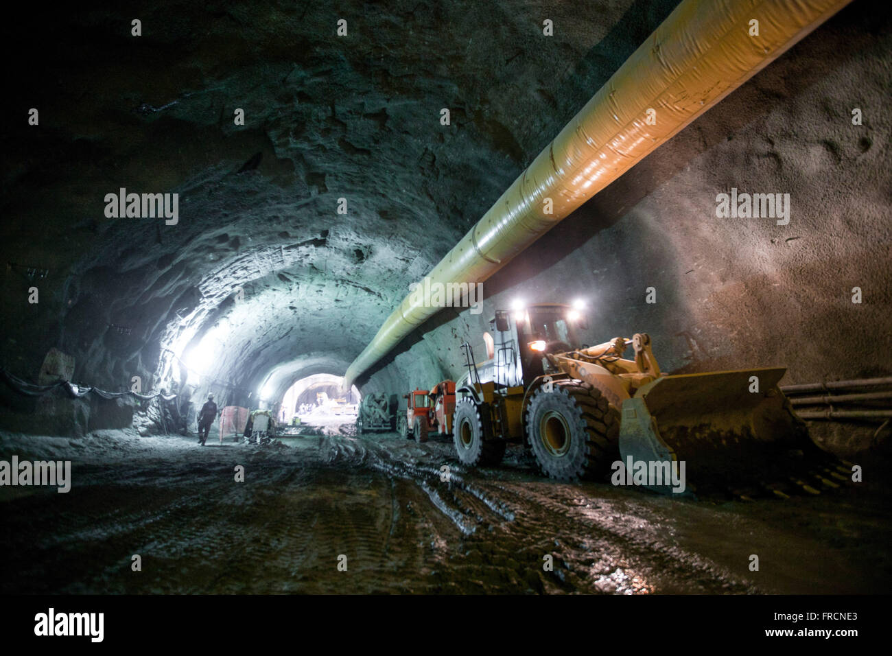 Tunnel construction hi-res stock photography and images - Alamy