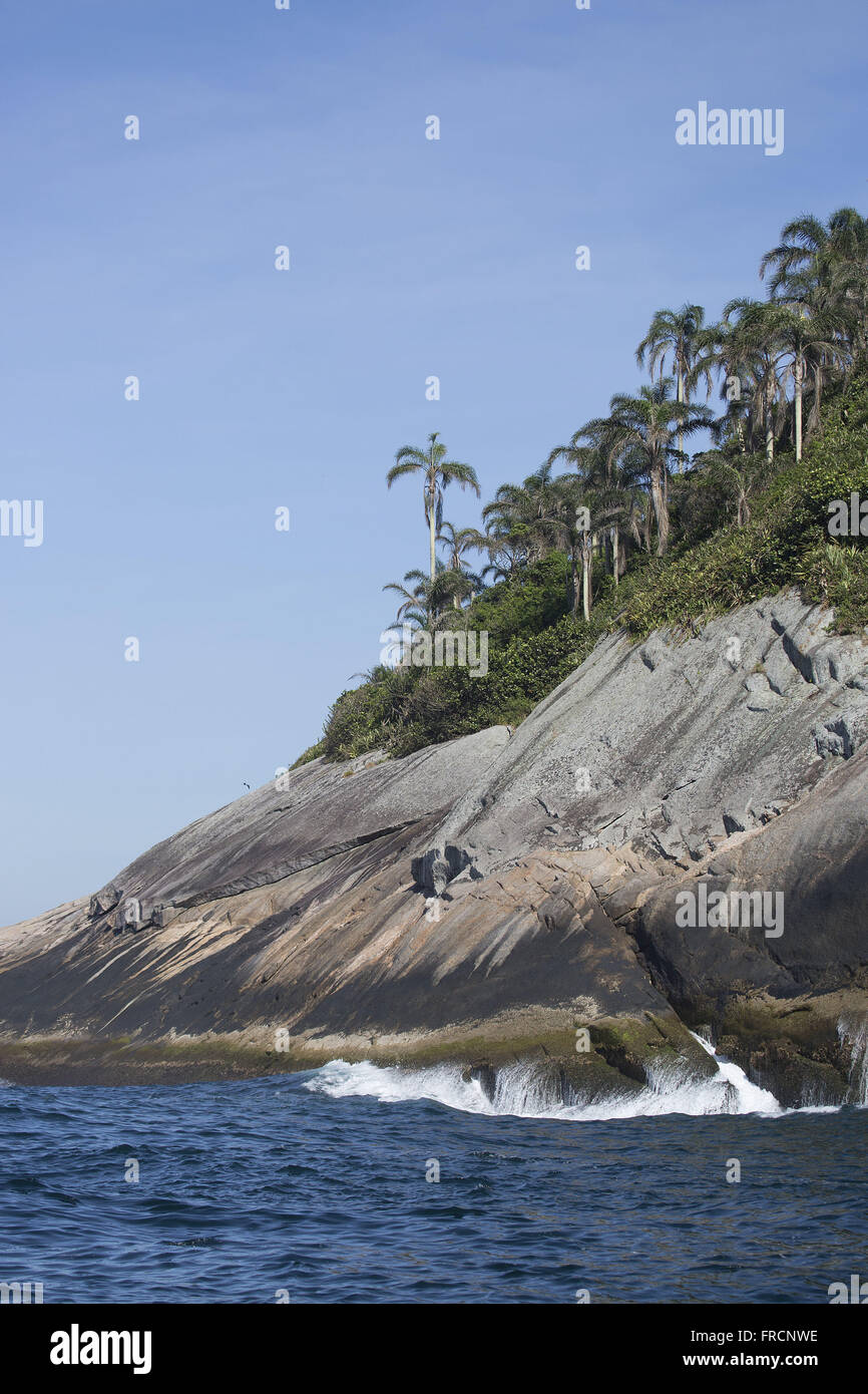 Stretch of Long Island - part of the Natural Monument Cagarras Islands ...