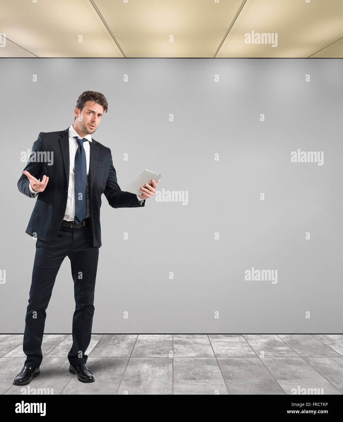 Explain analysis with tablet Stock Photo - Alamy