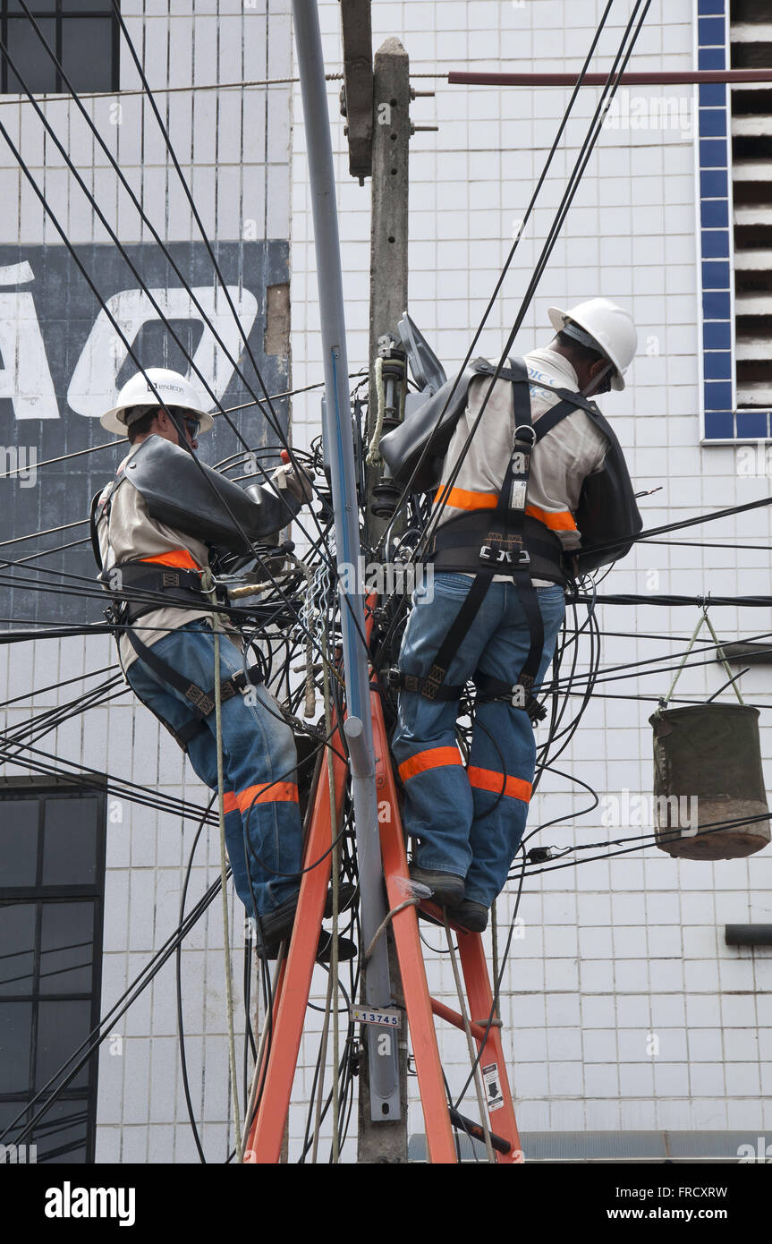 Power line maintenance hi-res stock photography and images - Alamy