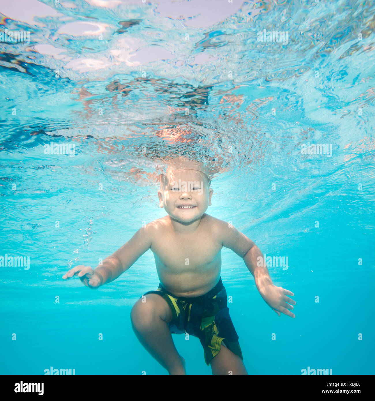 Baby swimming underwater hi-res stock photography and images - Alamy
