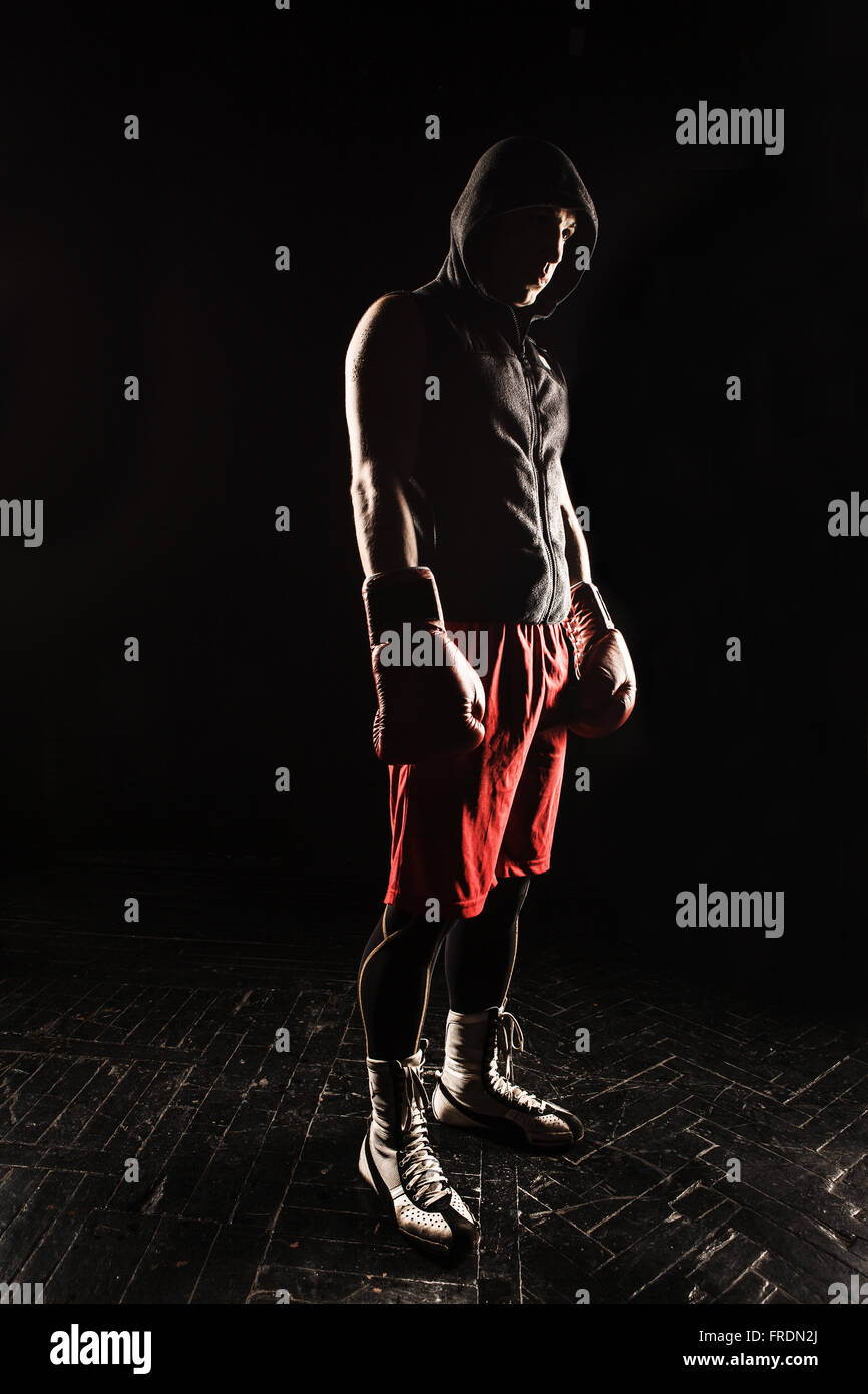 The young man kickboxing Stock Photo - Alamy
