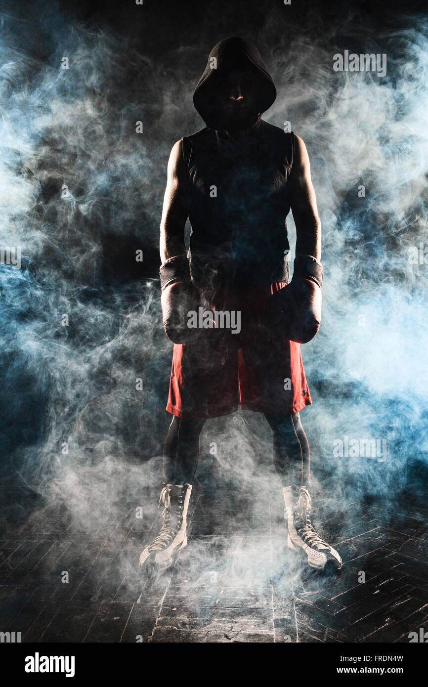 The young man kickboxing Stock Photo - Alamy