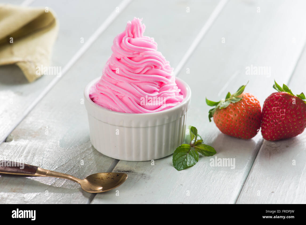 Jamie Oliver Strawberry Yogurt Ice Cream at Wilma Aron blog
