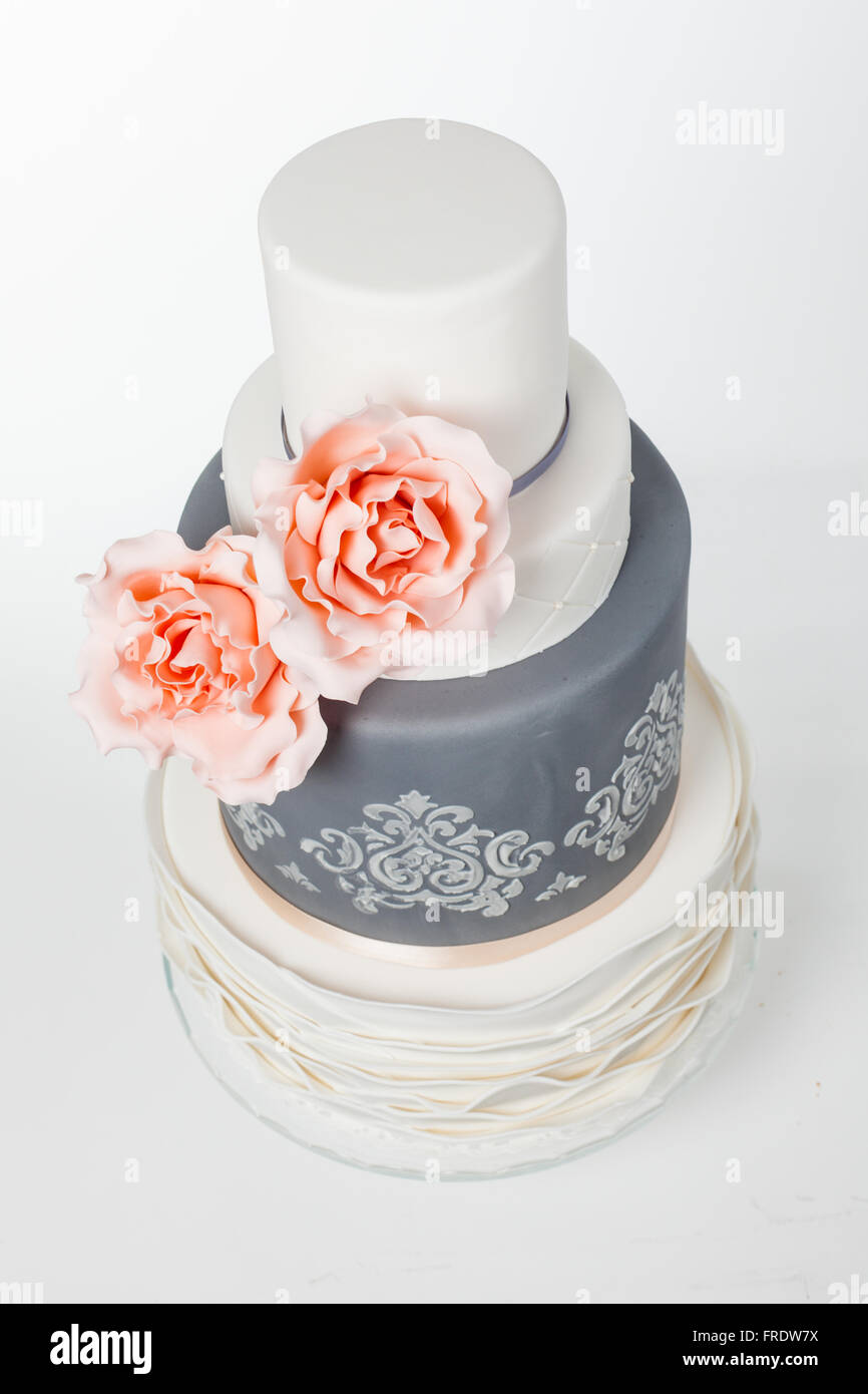 beautiful wedding cake Stock Photo - Alamy