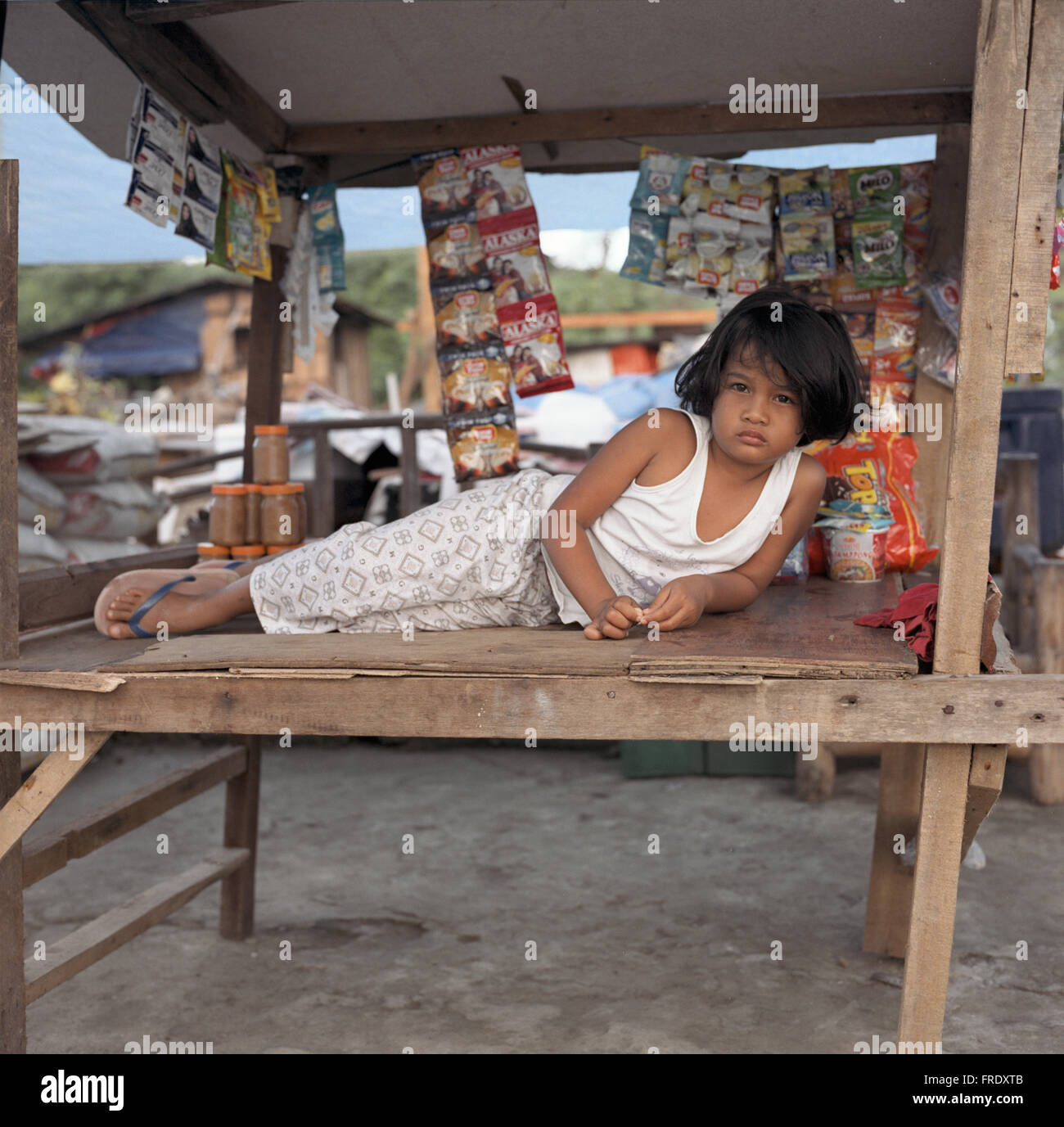 Anibong; Tacloban; Leyte; Philippines - January 6, 2014: Survivors ...