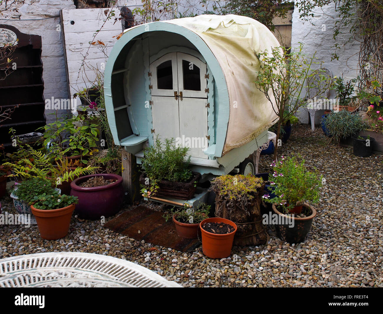 Gypsy caravans caravan hi-res stock photography and images - Alamy