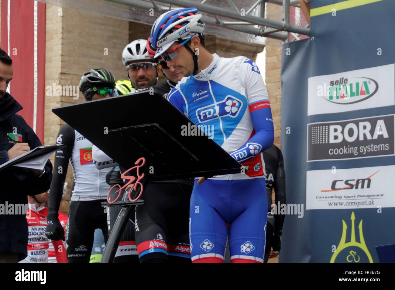 Castelraimondo,Italie,14/03/2016 Steve Morabito au départ de la 6eme ...