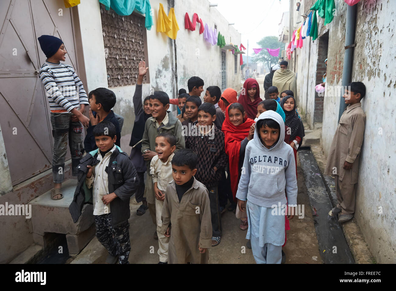 Children in the street, Mahey, Pakistan Stock Photo - Alamy