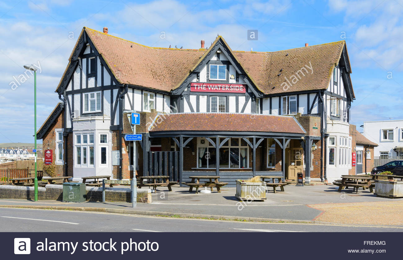 Tudor Pub Stock Photos & Tudor Pub Stock Images - Alamy