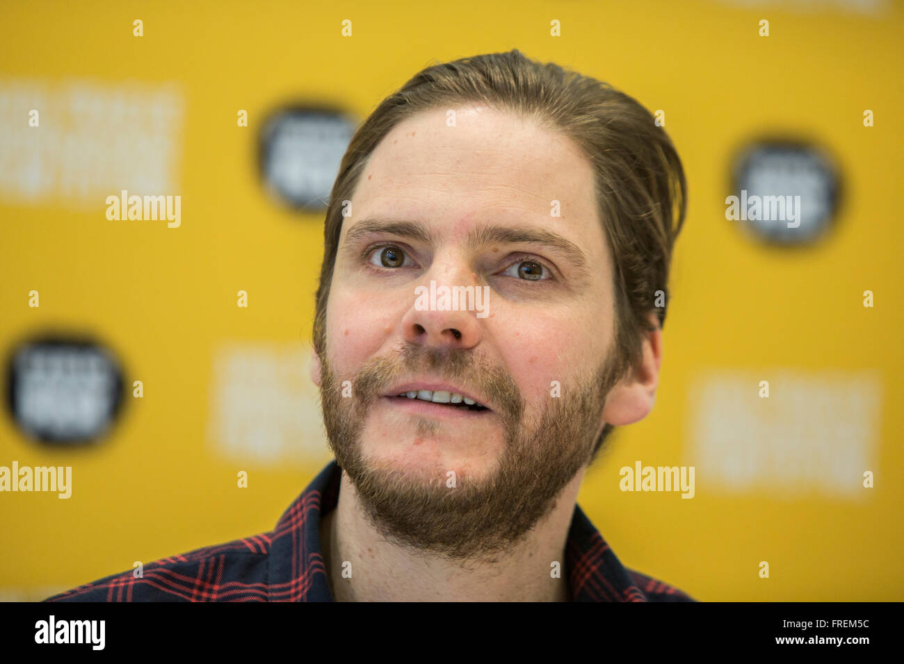 Daniel brühl hi-res stock photography and images - Alamy