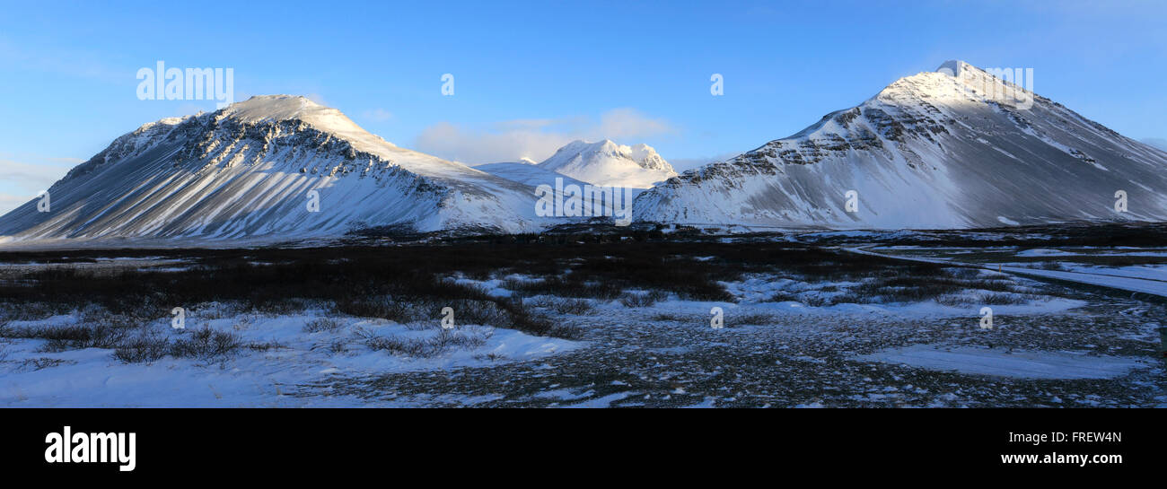 Winter snow over the Lava fields, Skardsheidi mountains near Borgarnes ...