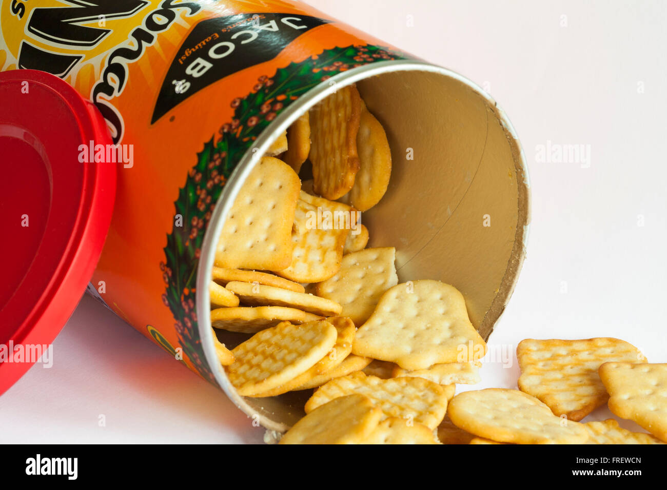 Tub of Jacobs seasons's eatings - cheesonal mini cheddars original ...