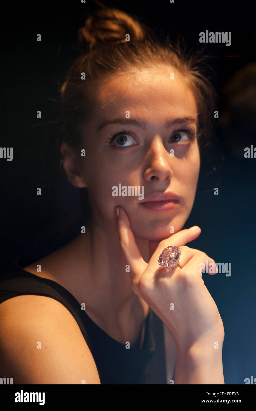 'The Pink Star', the world's most valuable diamond ever to be offered ...