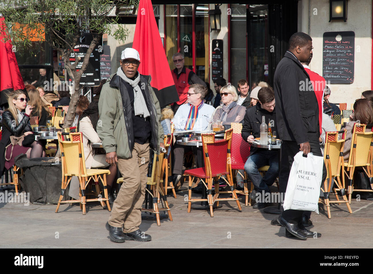 Paris cafe and street photography france hi-res stock photography and ...