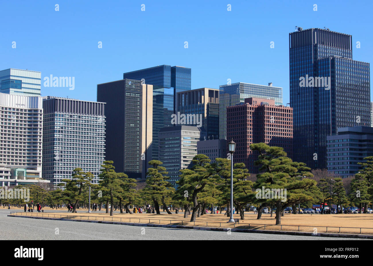 Tokyo central business district hi-res stock photography and images - Alamy