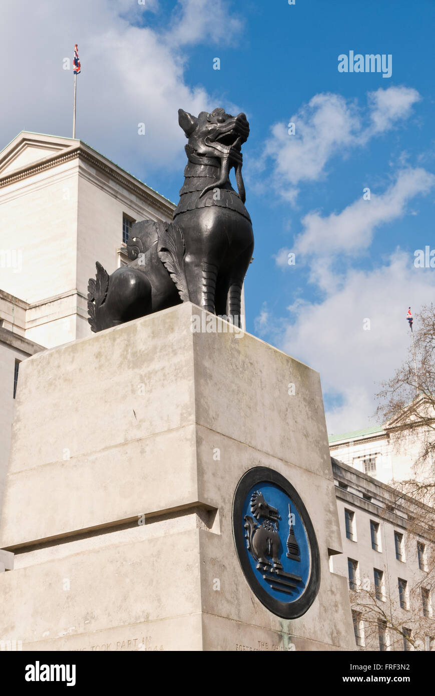 Animal sculpture monument in Victoria Embankment Garden, London, United ...